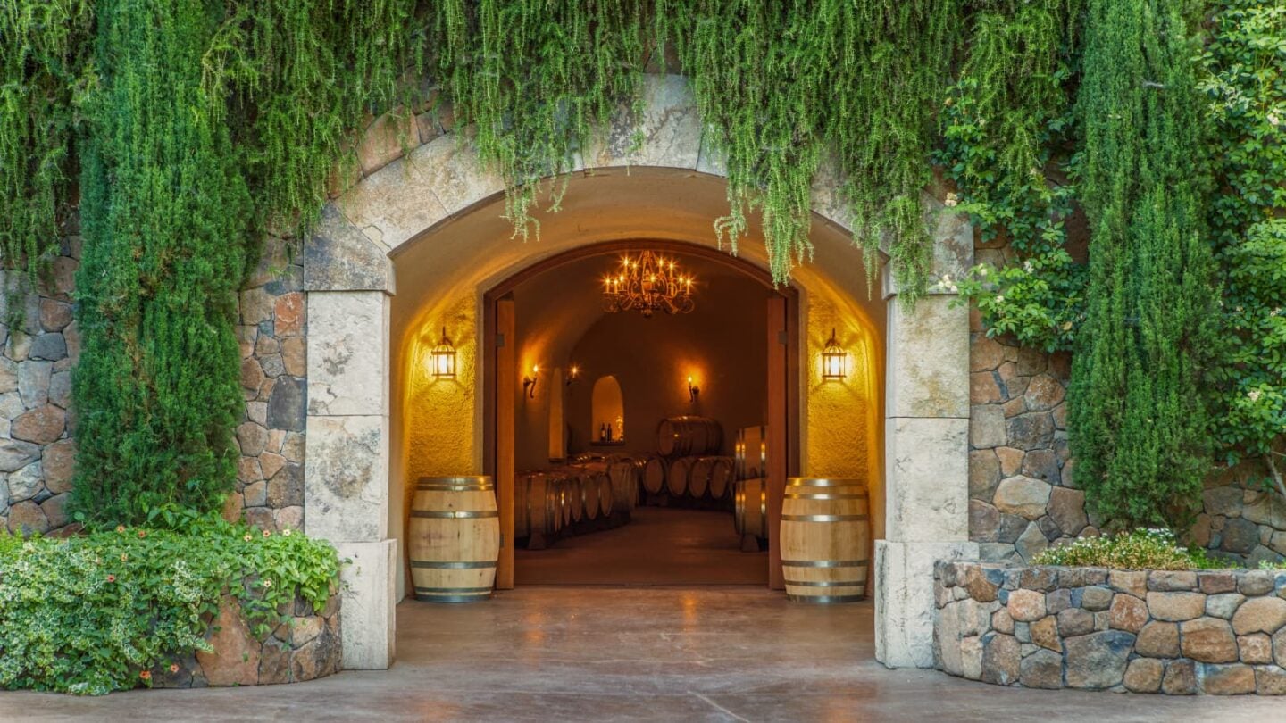 Boeschen Vineyards | St. Helena | Napa Valley's Main Street | CA