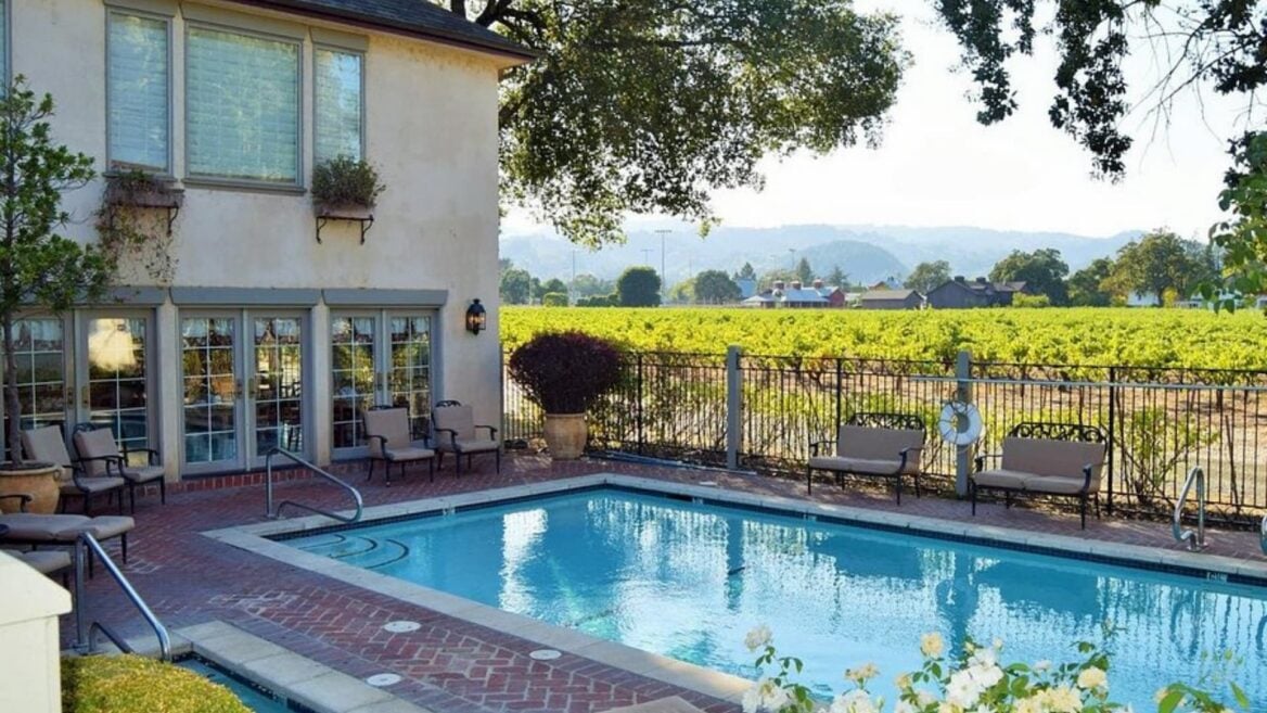Spas, Hotels & Lodging – St. Helena | Napa Valley's Main Street | CA